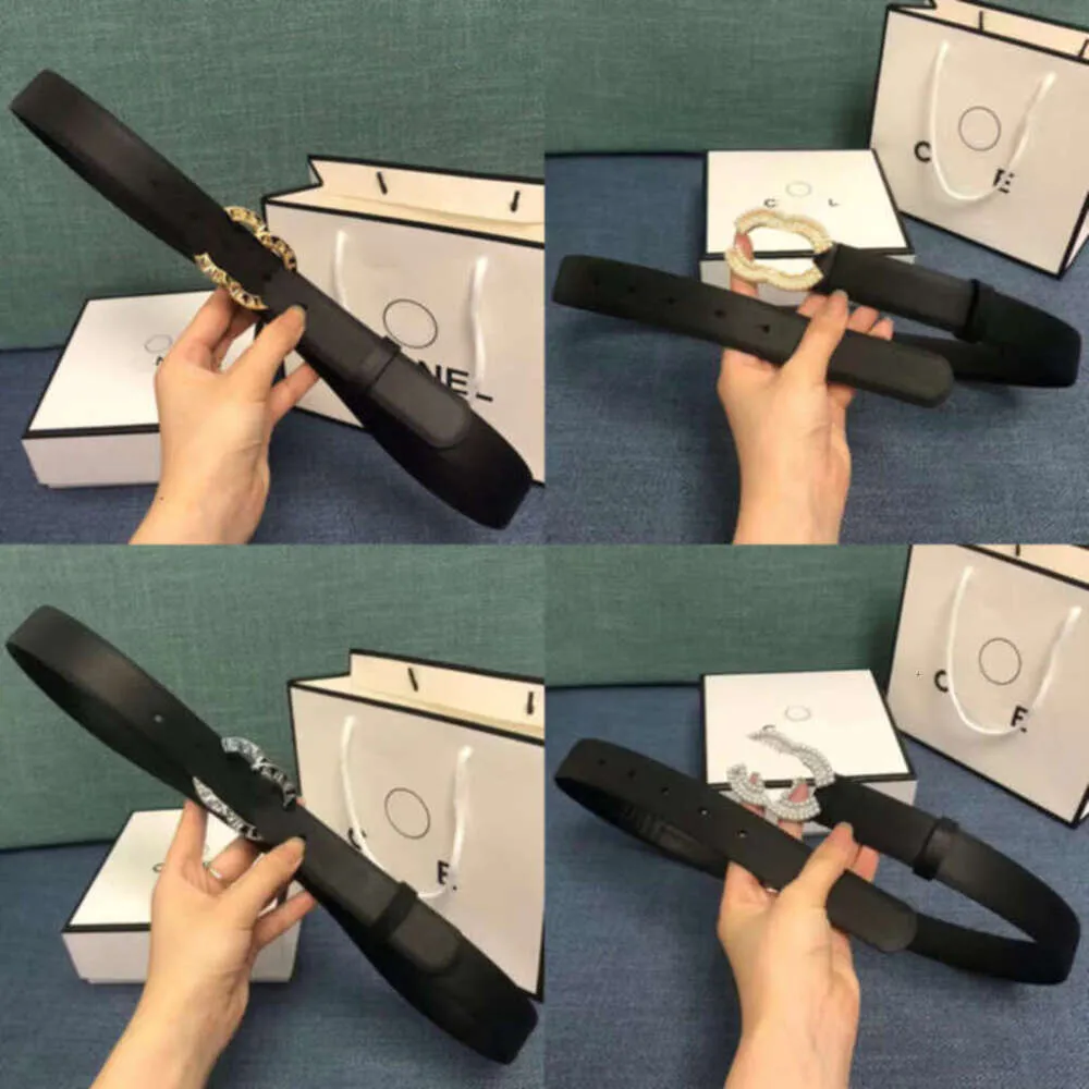 DHgate.com:Mens and Womens Luxury Leather Belt with CC Buckle, Classic ...