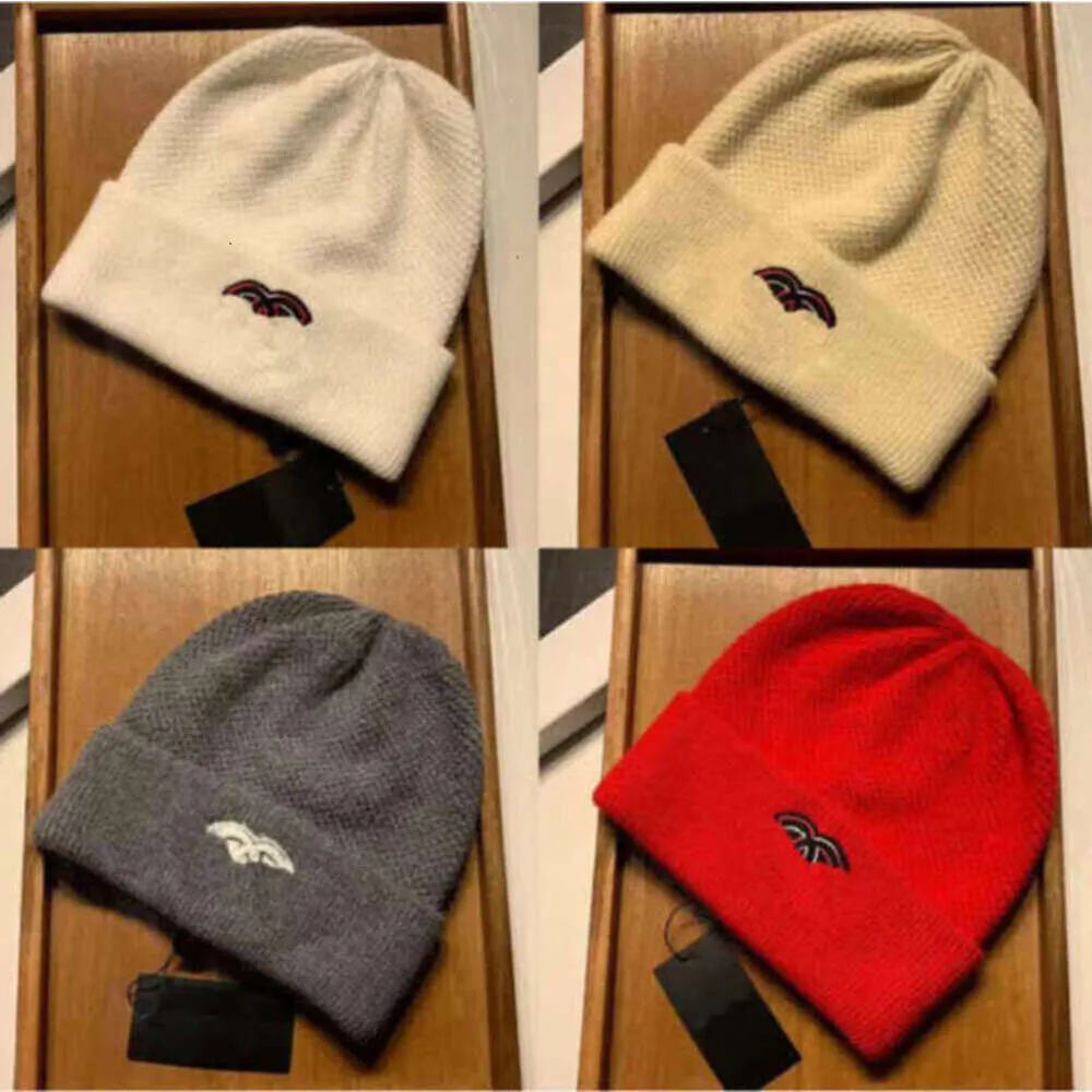 DHgate.com:CC Letter Casual Winter Warm Knitted Wool Beanie Hat for Men ...