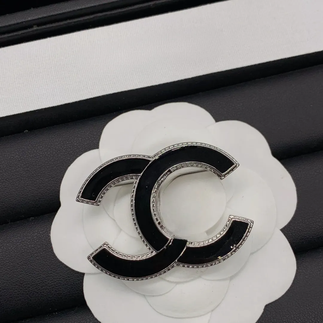 Brooch Pins Elegant Alloy Brooch With Enamel Finish, Fashionable Lapel ...