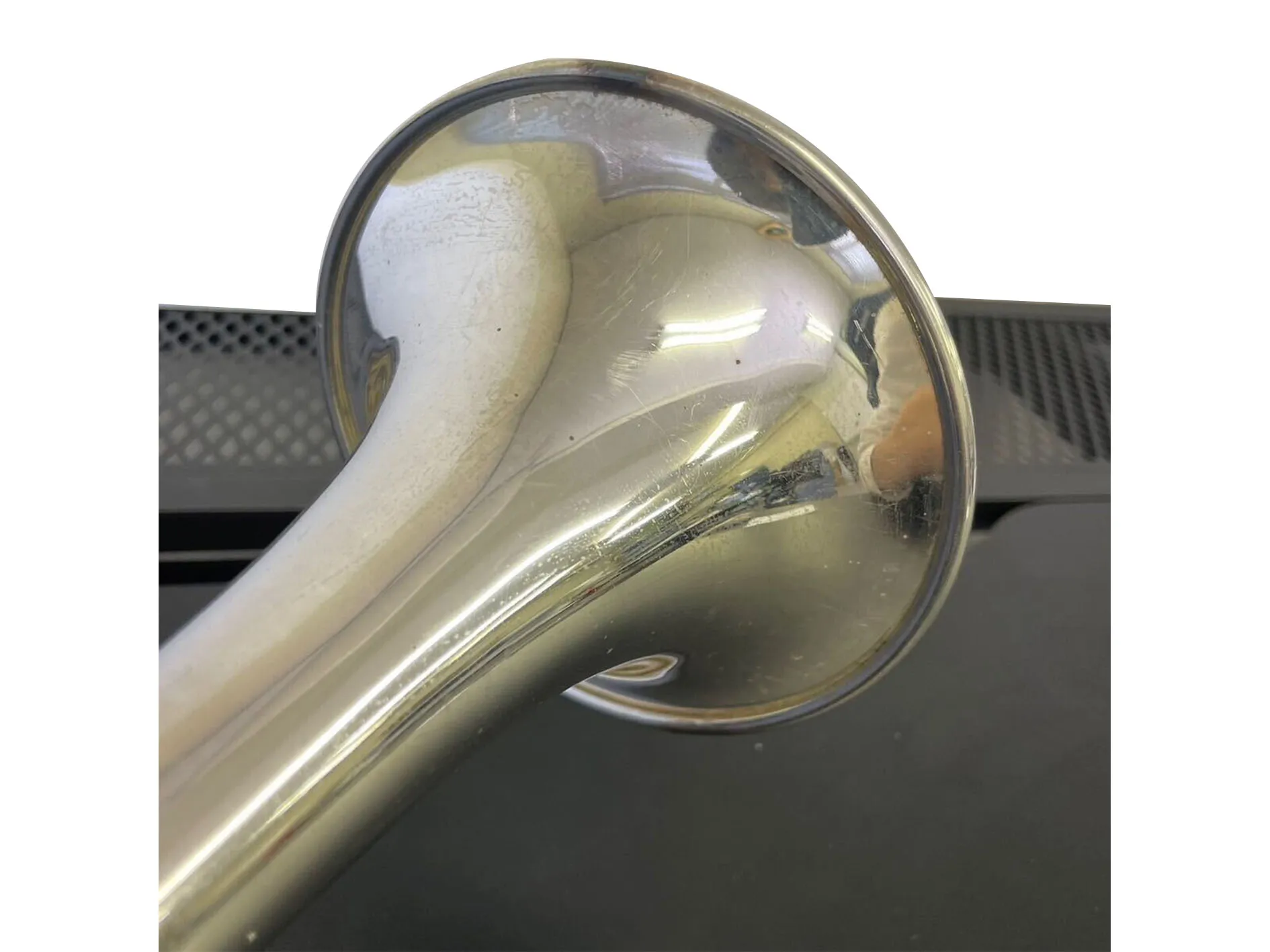 Silver Trumpet with Hard Case - Student to Intermediate Level Musical ...