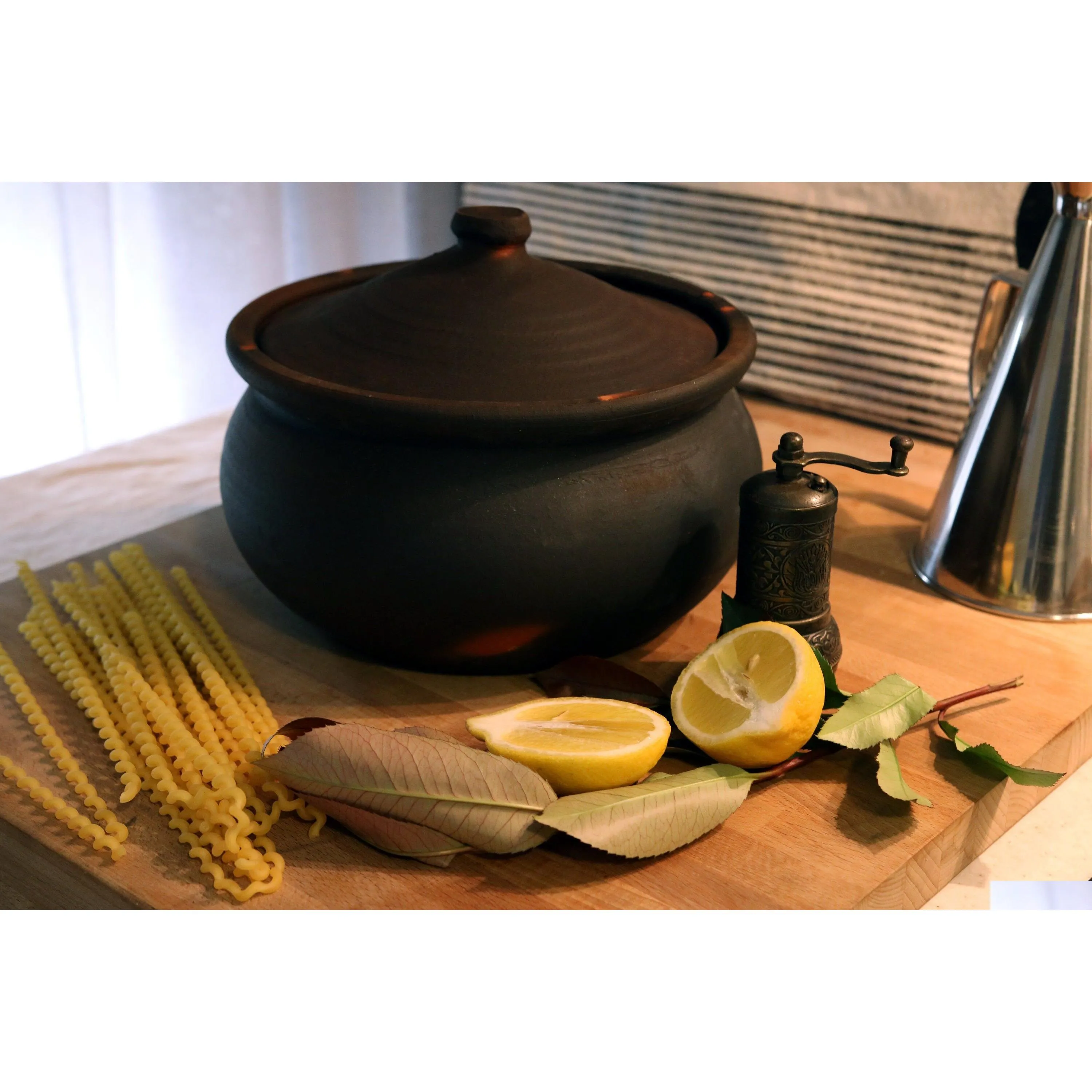 DHgate.com:Pre-Seasoned Fire Clay Cooking Pot for Stovetop and Open ...