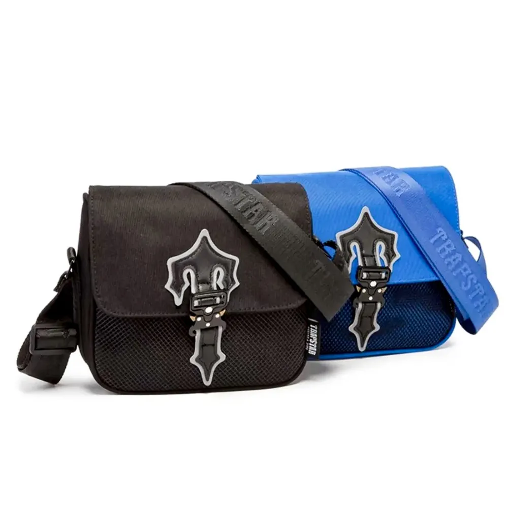 DHgate.com:Mens Designer Crossbody Bag, Trapstars IRONGATE COBRA T ...