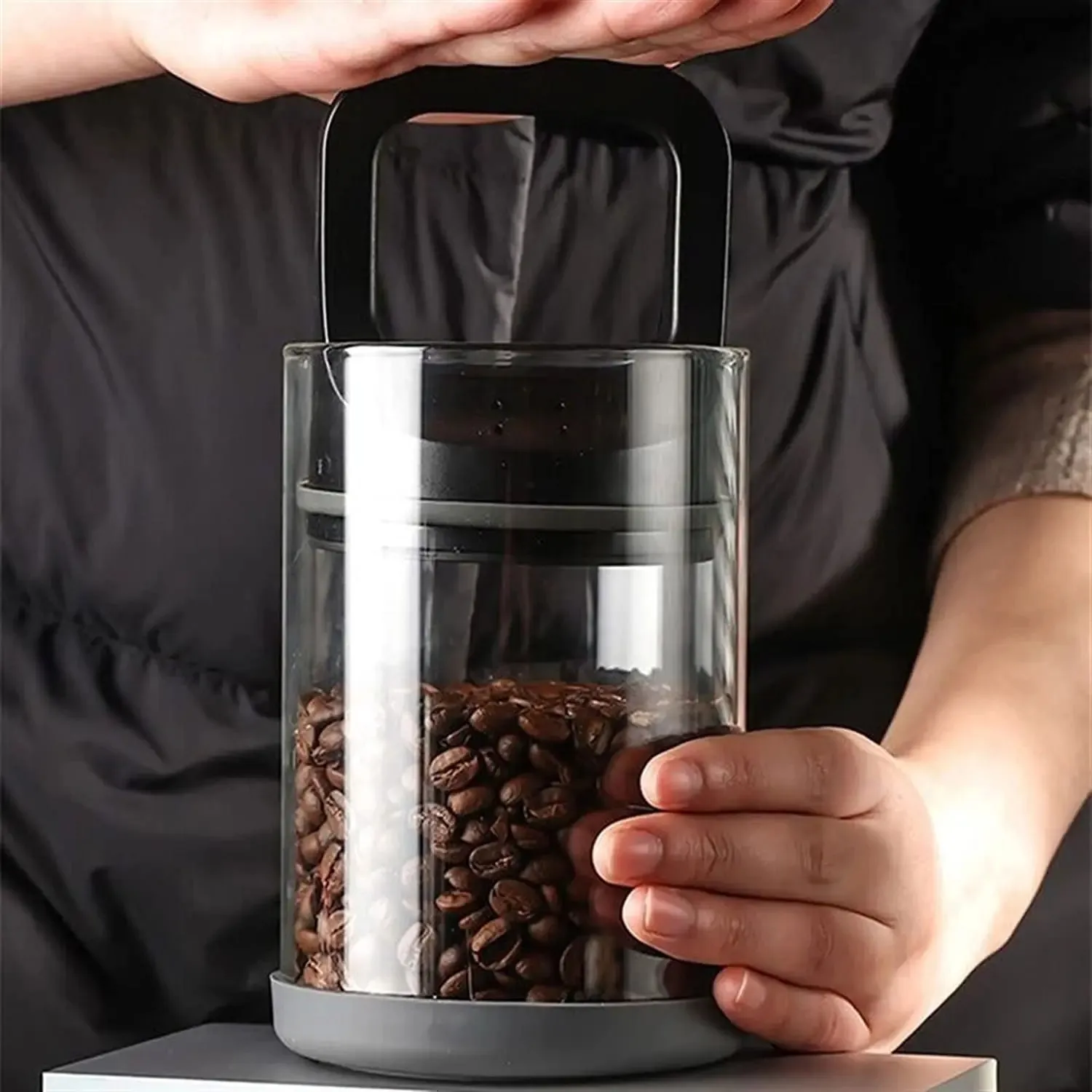 DHgate.com:Clear Coffee Canister with Airtight Vacuum Seal for Kitchen ...