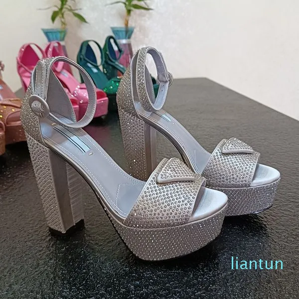 Designer Begonia Leather Ankle Shoes Luxury Top With Pink Bindings And ...