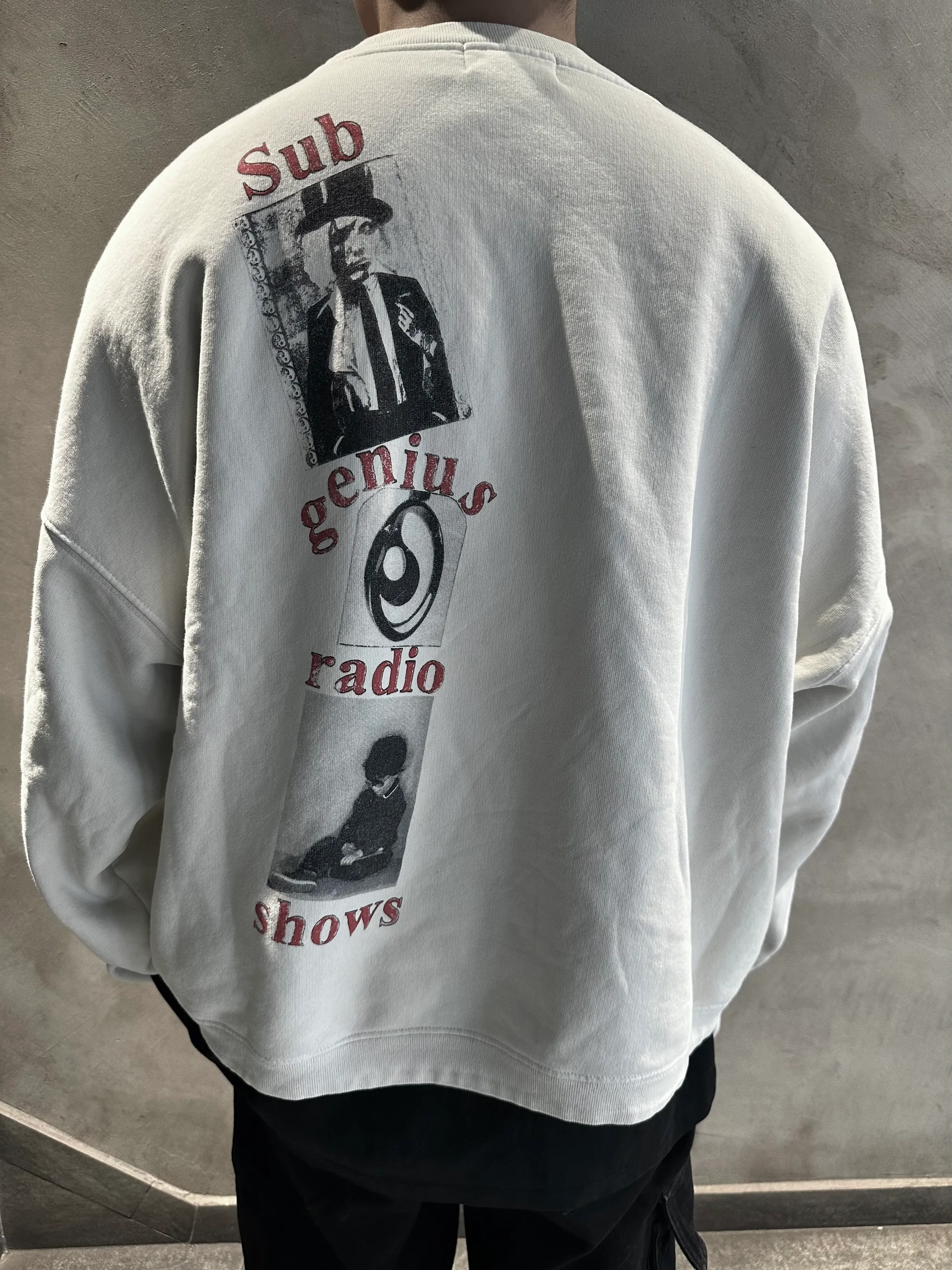Couple Printed Sweatshirt For Men: Enfants Riches Slogan Couple Printed Sweatshirt For Men: Enfants Riches Slogan
