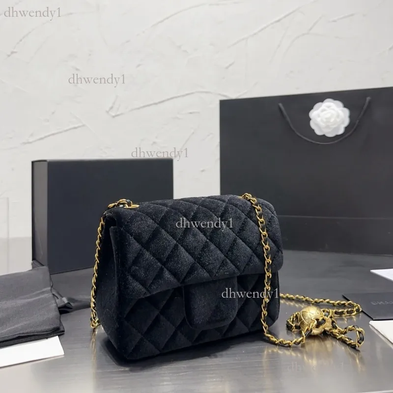 Diamante Handbags: Elegant Velvet Crossbody Bag with Diamond Check ...