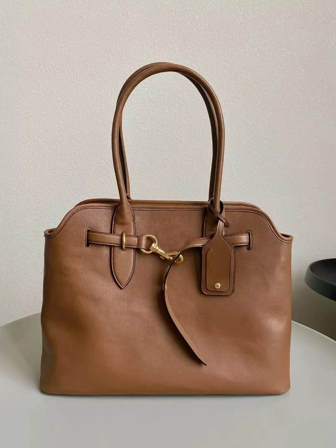 10A Original Caramel Color Handbag: Women's Briefcase, Out-Of-Print ...