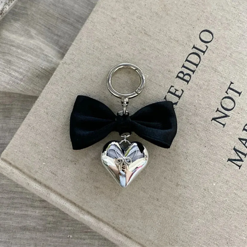 Y2K Ribbon Bowknot Heart Keychain: Sweet & Cool Phone Charm, Bag ...
