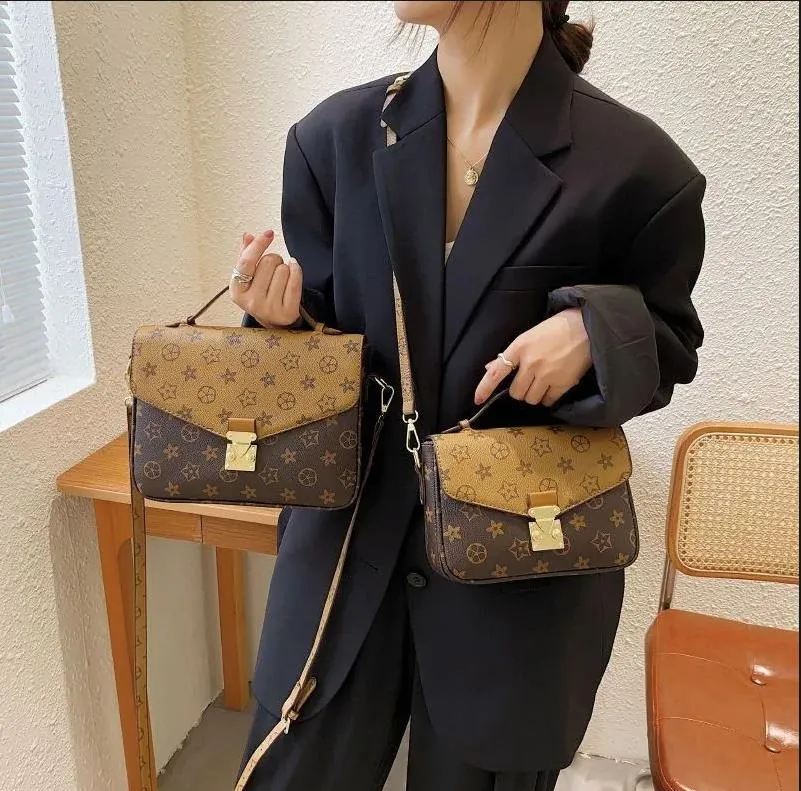 10a Luxury Designer Pochette Metis Crossbody Bag: Women's Handbag ...