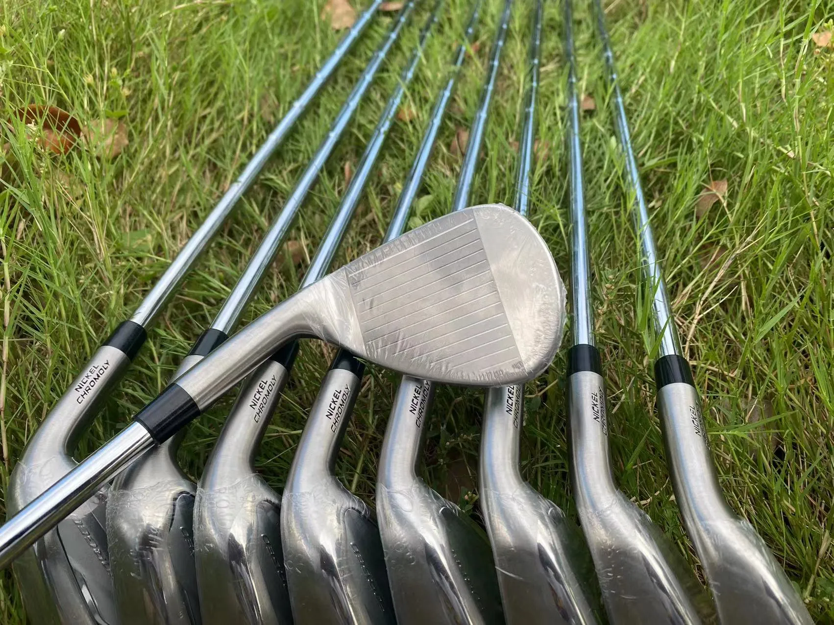 New J P X 923 Best Looking Golf Irons 10 Shaft Options With Free ...