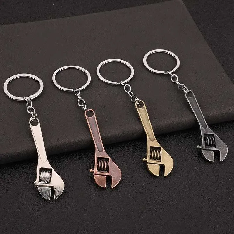 Mini Tool Keychain: Portable Wrench Pendant & Flathead Screwdriver ...