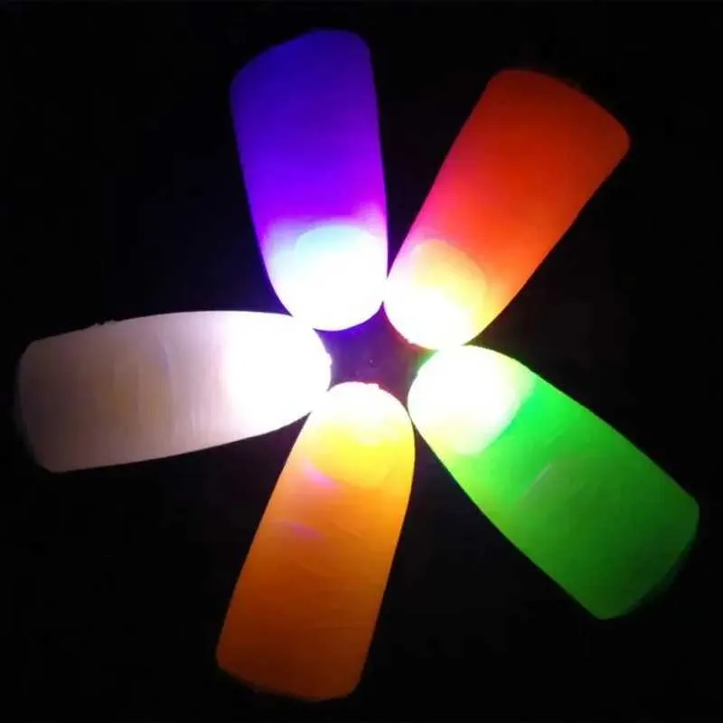 Magic LED Thumb Lights: Flashing Finger Props for Tricks, Halloween ...