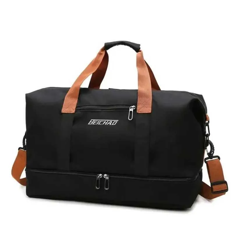 Large Capacity Travel Duffel Bag: Waterproof Sports & Messenger Bag ...