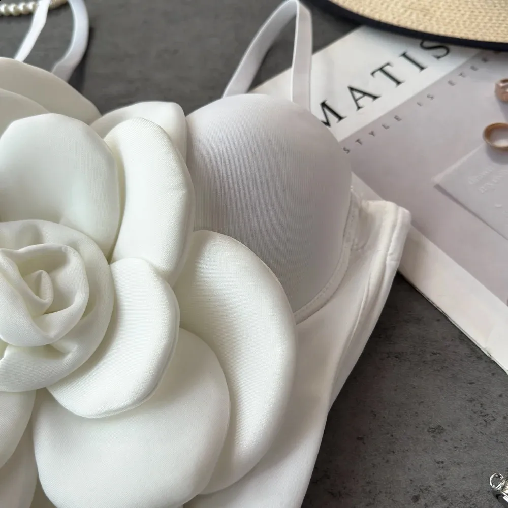 Sweetheart Spaghetti Strap Floral Camisole Top: Stylish & Versatile ...