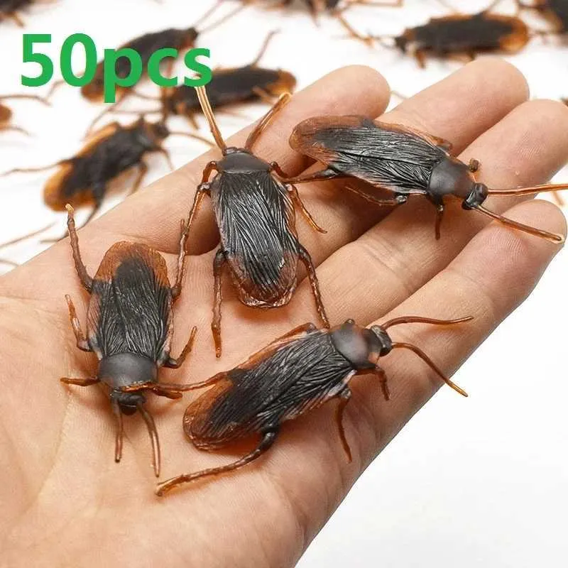 Realistic Cockroach Toy Set 5- - Halloween Prank Props & Gag Gifts ...