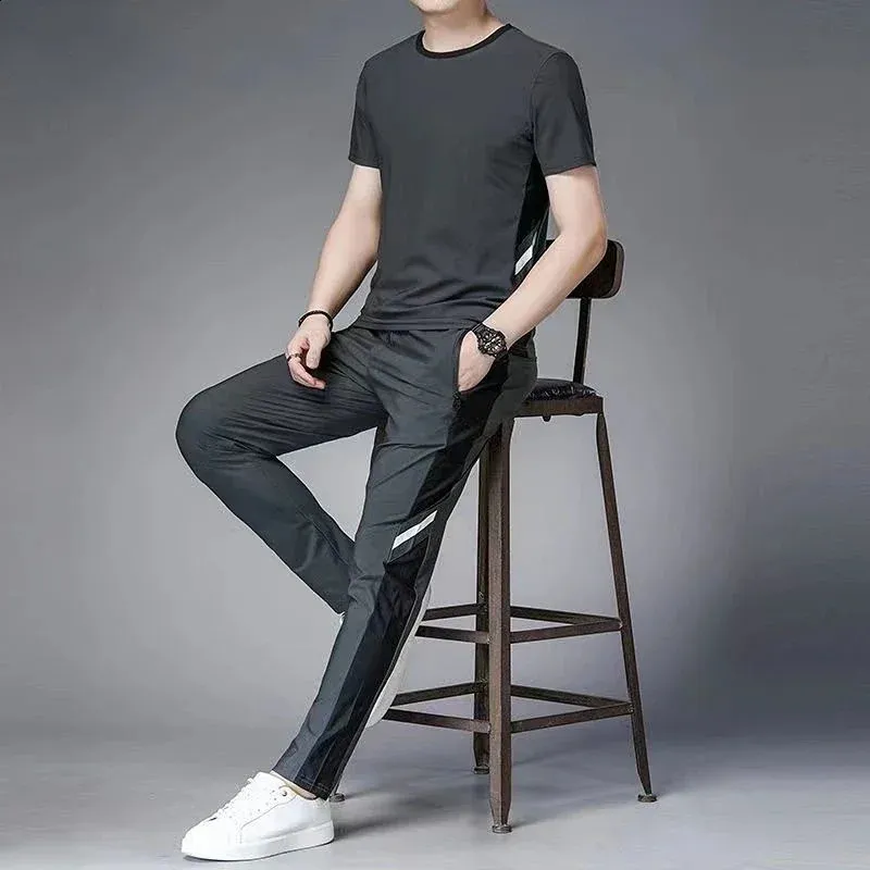 Men's Jogging Tracksuit Smooth Top Black Sports Suits, Kpop Fashion ...