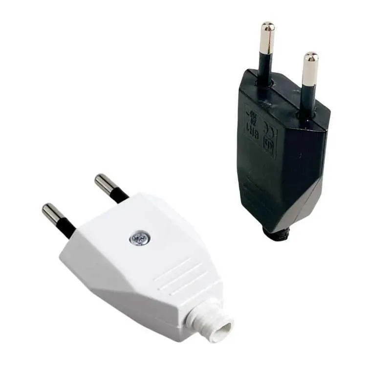 EU Plug Adapter with Replaceable Socket - 2.5A/16A Schuko to Euro ...