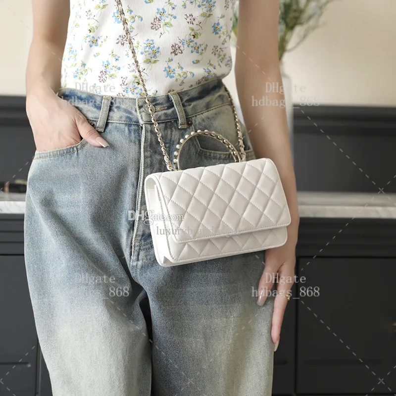 Silver Leather Clutch Bag With Chain Chic Lambskin Crossbody, Mirror Detail, Phone Holder ...