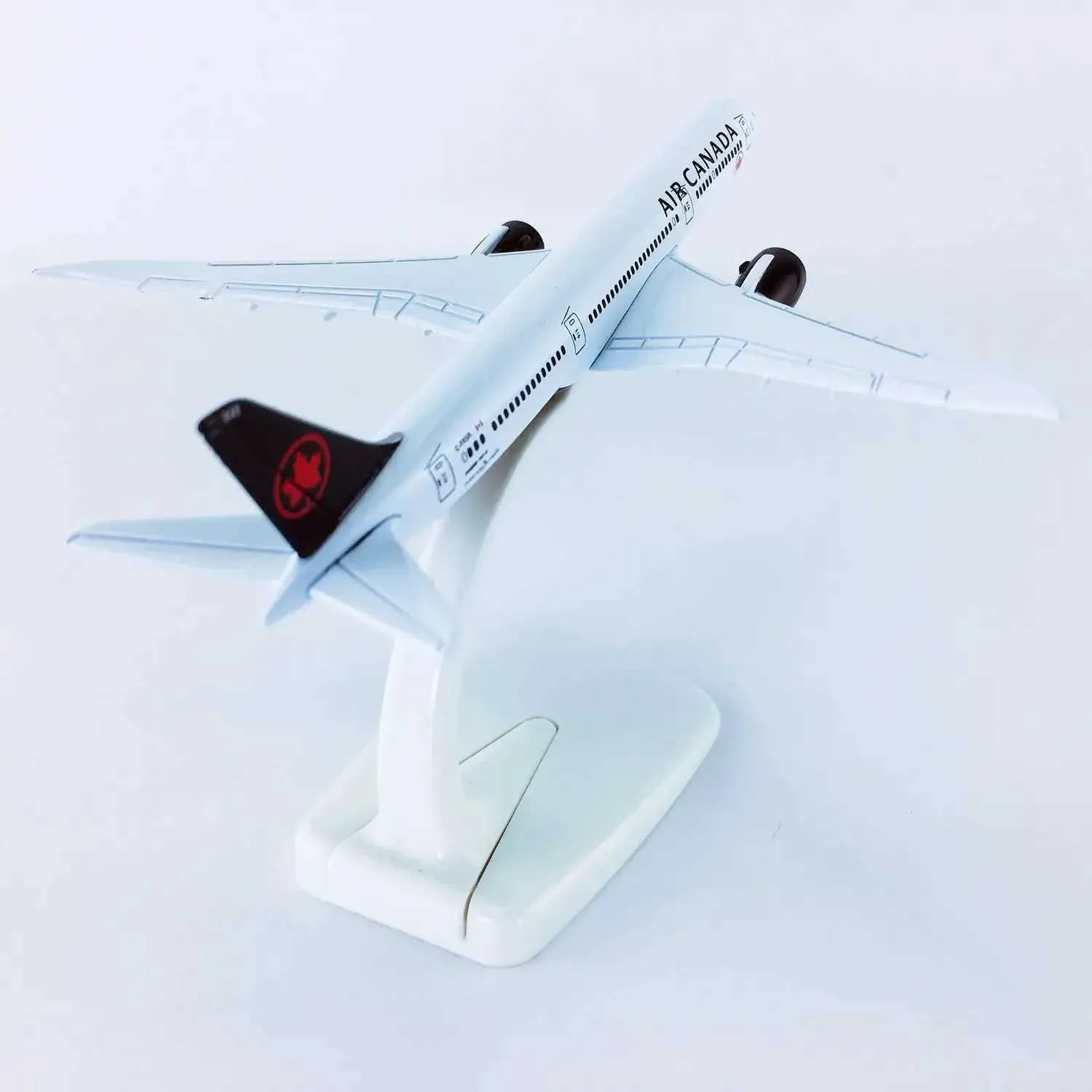 1/400 Scale Diecast Boeing 787 B787 Airways Model Airplane Modle 16cm ...