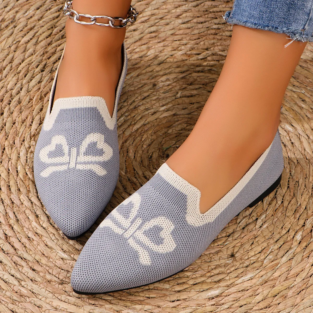 Comfortable Knit Ballet Flats - Women's Pointed Toe Slip-Ons ...