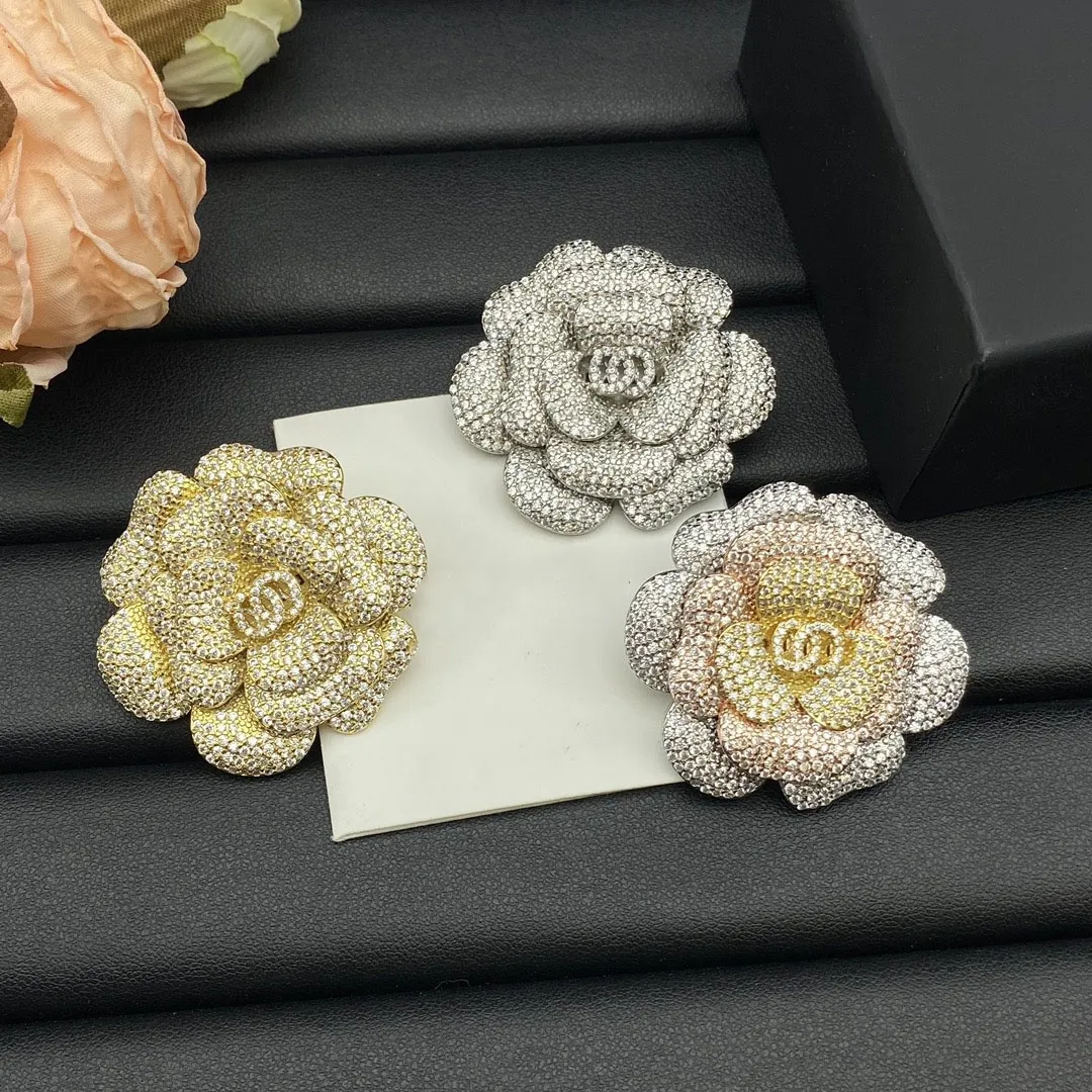 Designer Brooch Women's Crystal Rhinestone Pearl Brooches Suit Pin ...