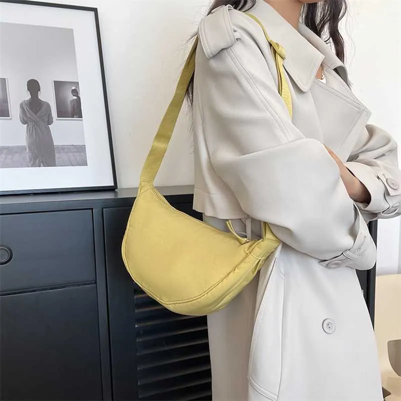Trendy Canvas Dumpling Bag for Women - Fashionable Down Bag, Versatile ...