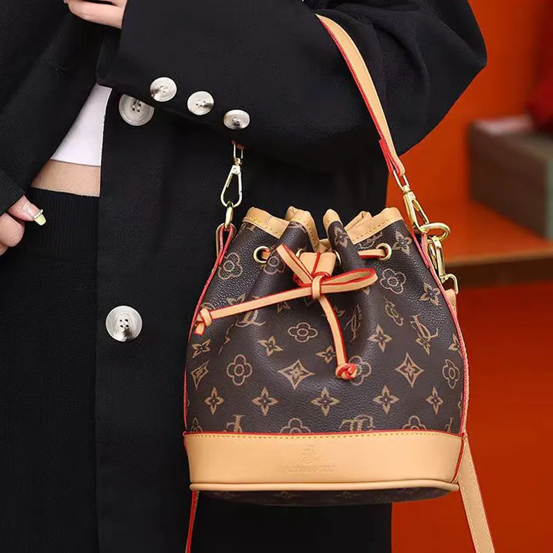 Luxury Designer Drawstring Tote: High Quality Leather Shoulder Bag For ...