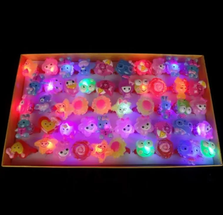 LED Light Up Rings Glow Party Favors Flashing Kids Prizes Box Toys ...