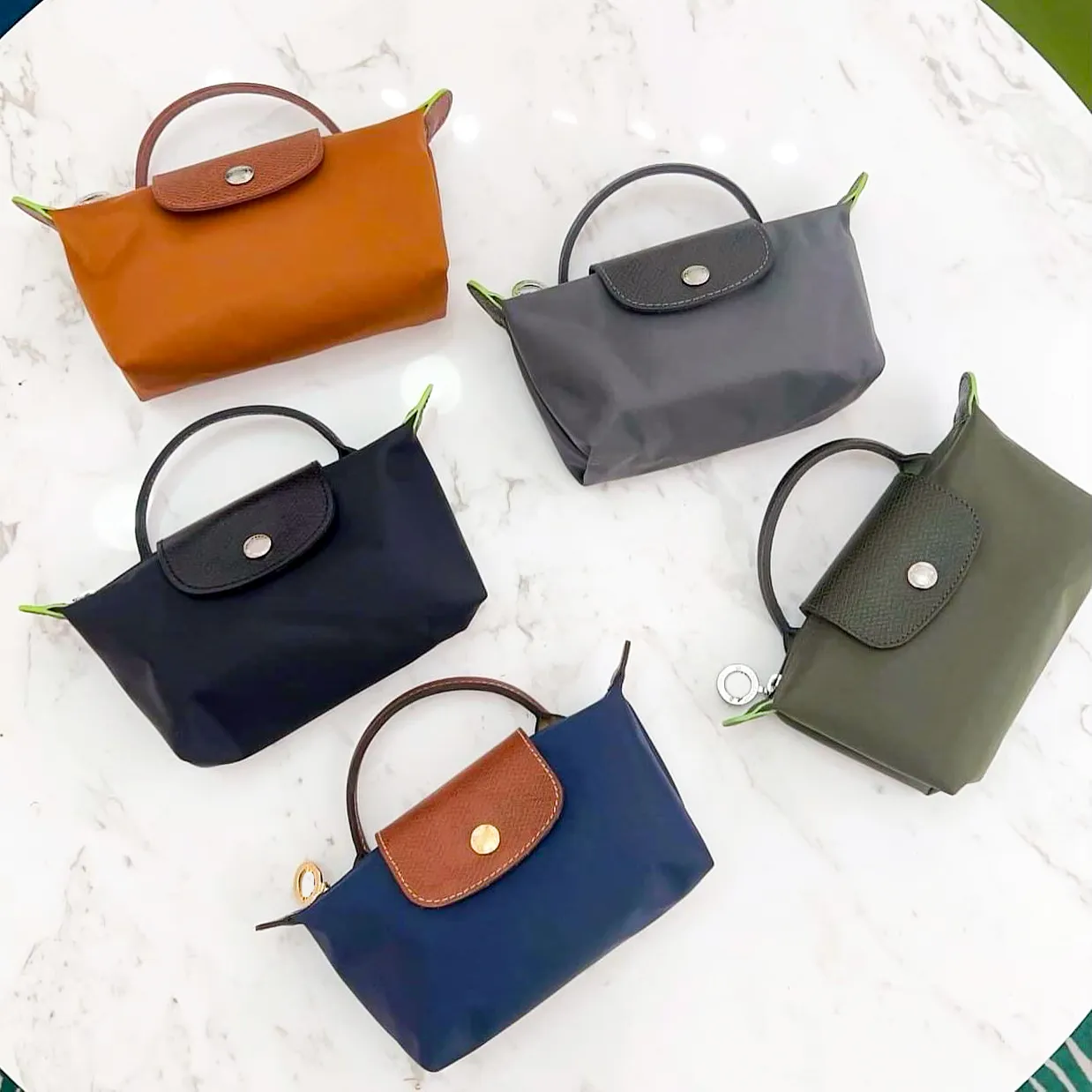 DHgate.com:Hobo Nylon Tote: Versatile Folding Dumpling Bag for Men and ...