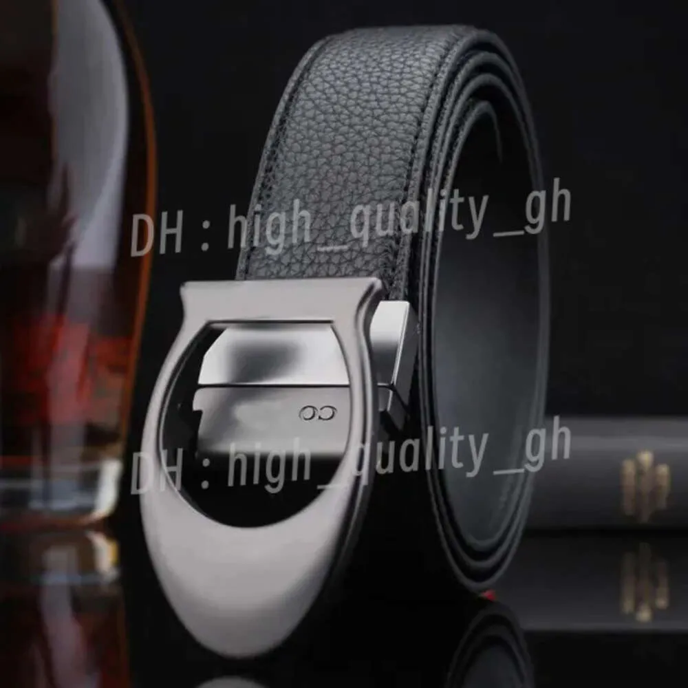 DHgate.com:Trendy Designer Coach Print Belt: Zinc Alloy Buckle Fashion ...