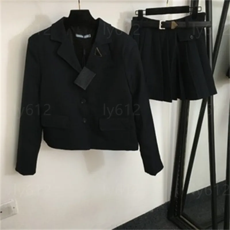 Preppy Triangle Suit Set: Classic Business Casual For Women High ...