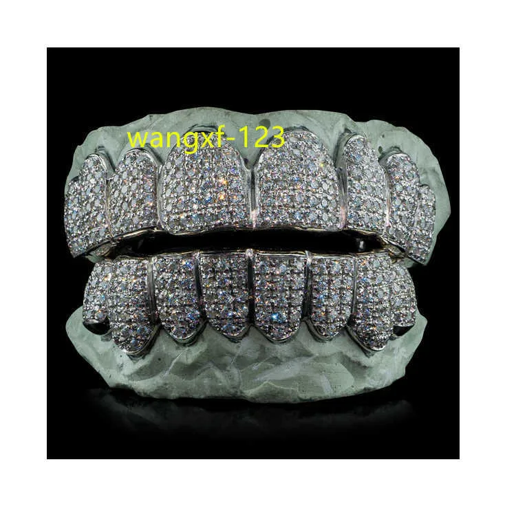 Custom Gold Grillz: 10K, 14K, 18K Options - VVS Moissanite & Diamond ...