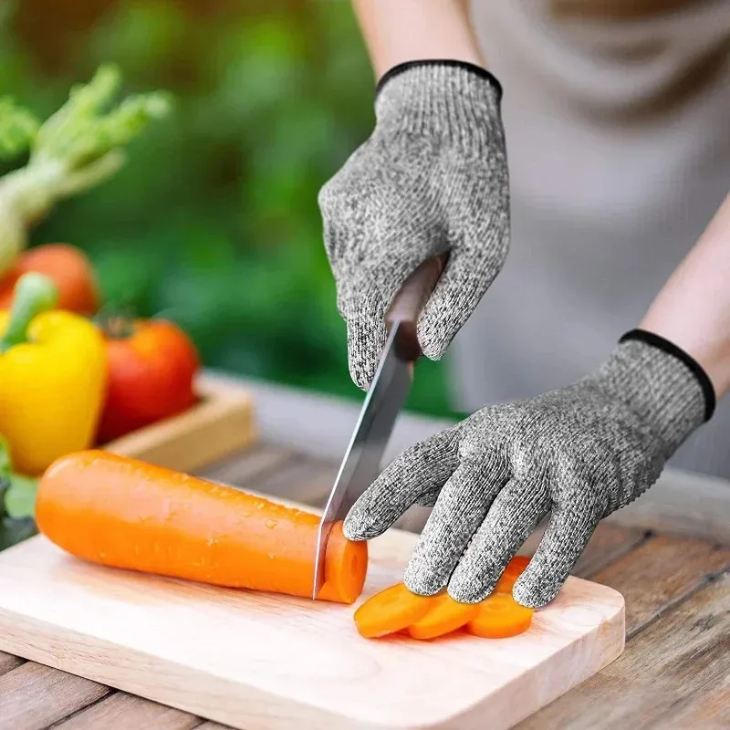 Cut-Resistant Kitchen Gloves - HPPE Protective Butcher Gloves for Meat ...