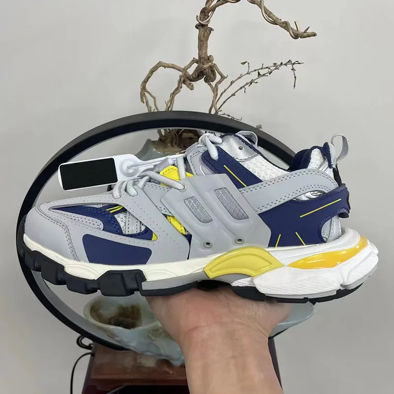 17FW Designer Triple S Track 3.0 Sneakers With Transparent Nitrogen Crystal Outsole Black, White ...