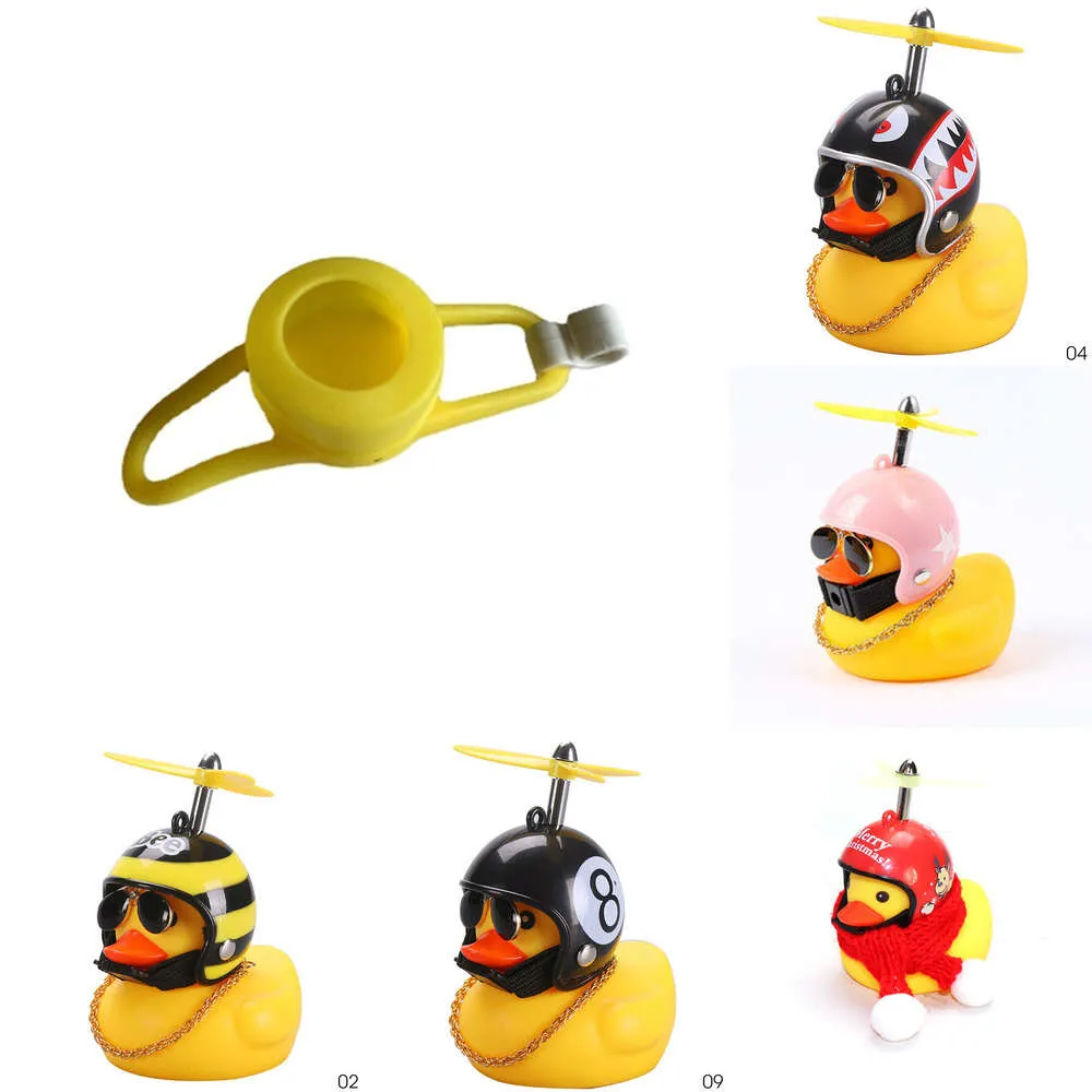 Pato De Goma De Viento Roto Con Casco Colgante Pato Motor De Bicicleta ...