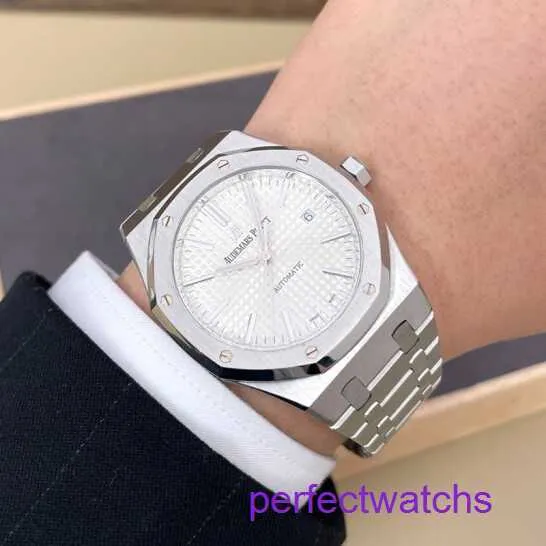 AP Montre Bracelet De Plongée Royal Oak Série 15400ST.OO.1220ST.02 ...