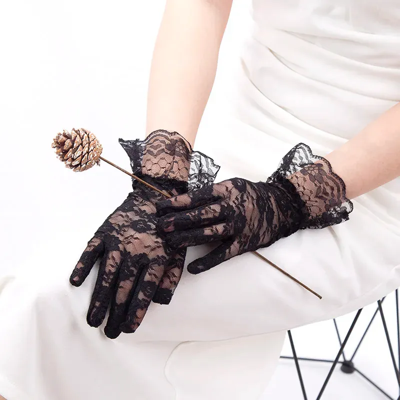 Elegant Floral Lace Short Wrist-Length Gloves for Women's Evening ...