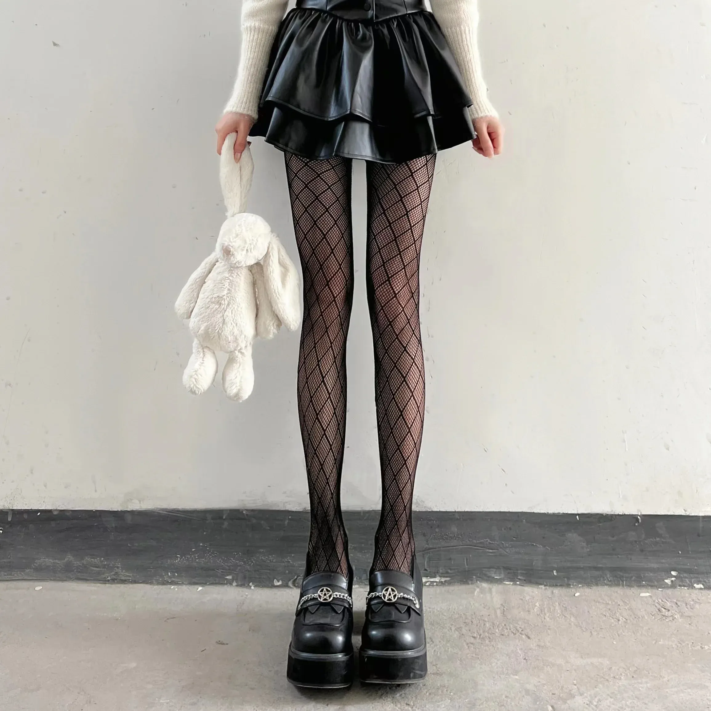 DHgate.com:Heart Lace Mesh Thigh High Stockings: Sexy Fishnet Pantyhose ...