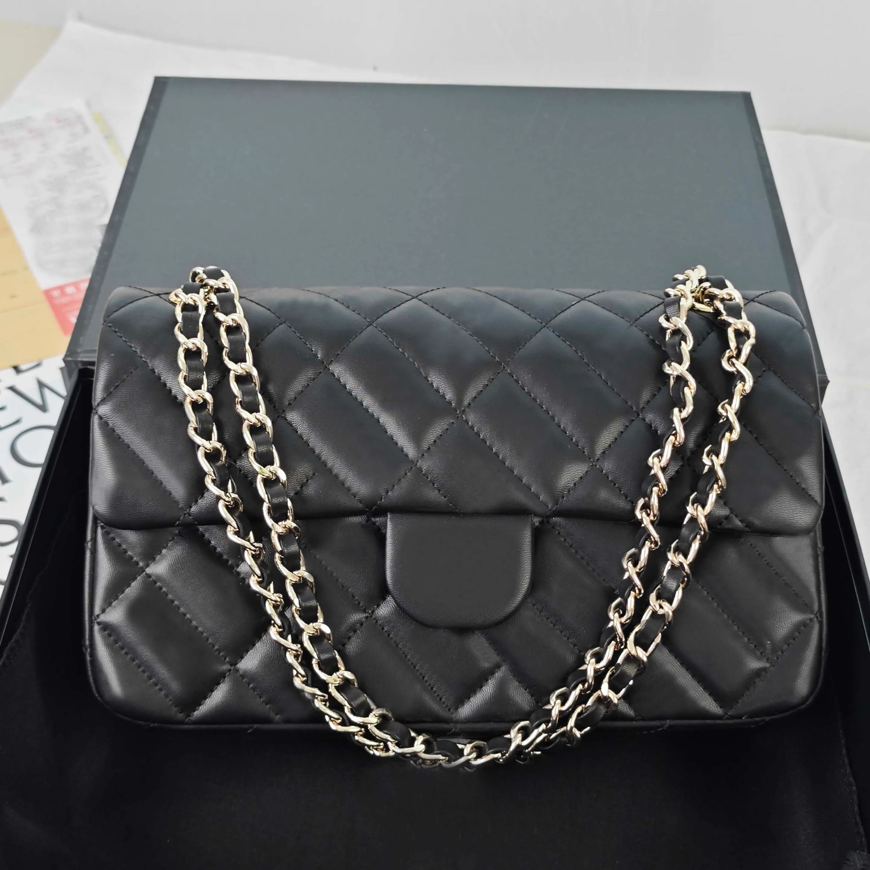 Luxury Designer Handbag With Shoulder Crystal Chain, Clutch, Flap, Tote ...