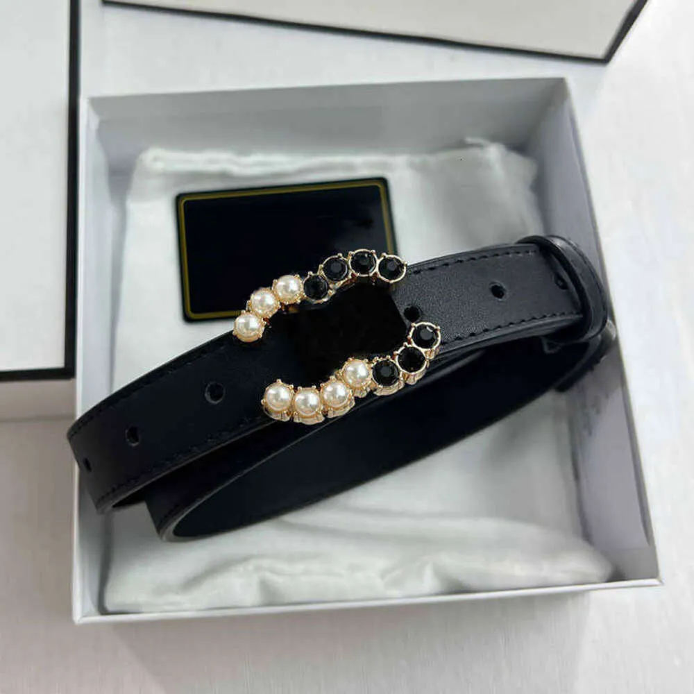 Elegant Pearl & Diamond Inlaid Belt: Chic Waist Accent for Dresses ...