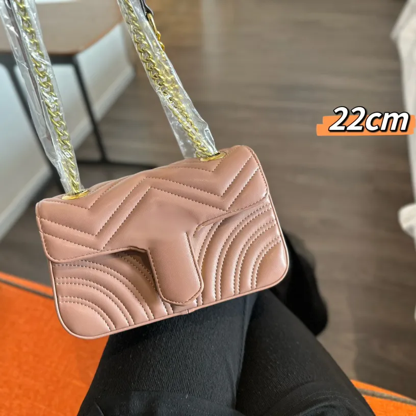 Women's Crossbody Bags: Designer Purses With Gold Chains For Luxury ...