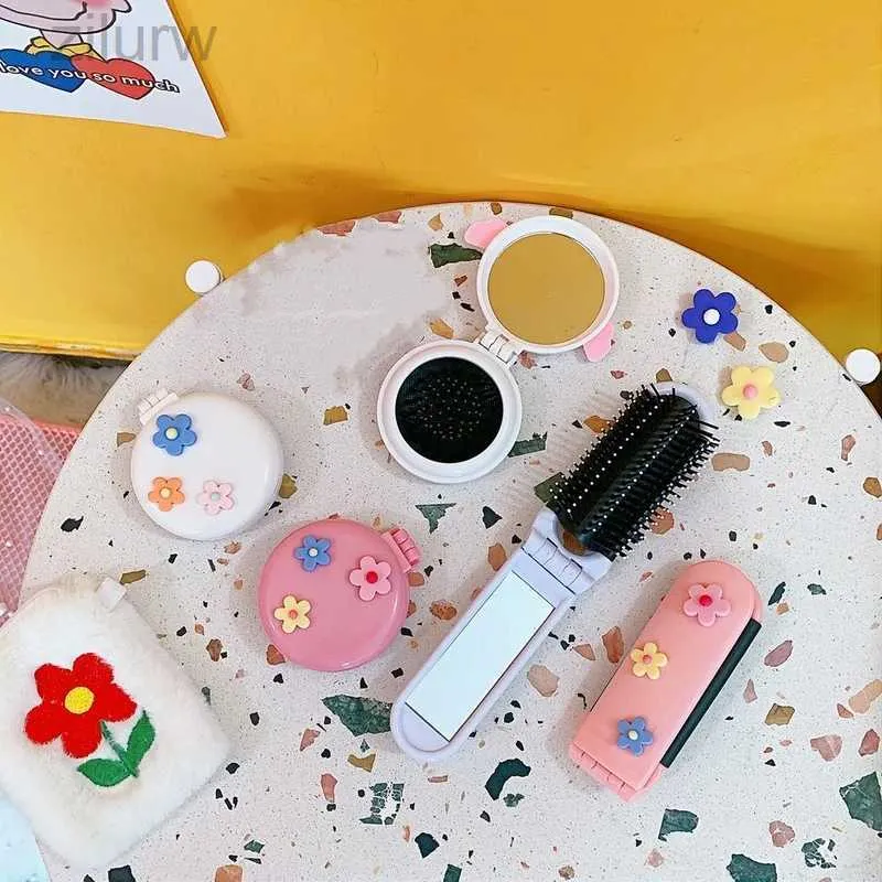 Kawaii Silicone Portable Makeup Mirror With Comb For Girls Compact And ...