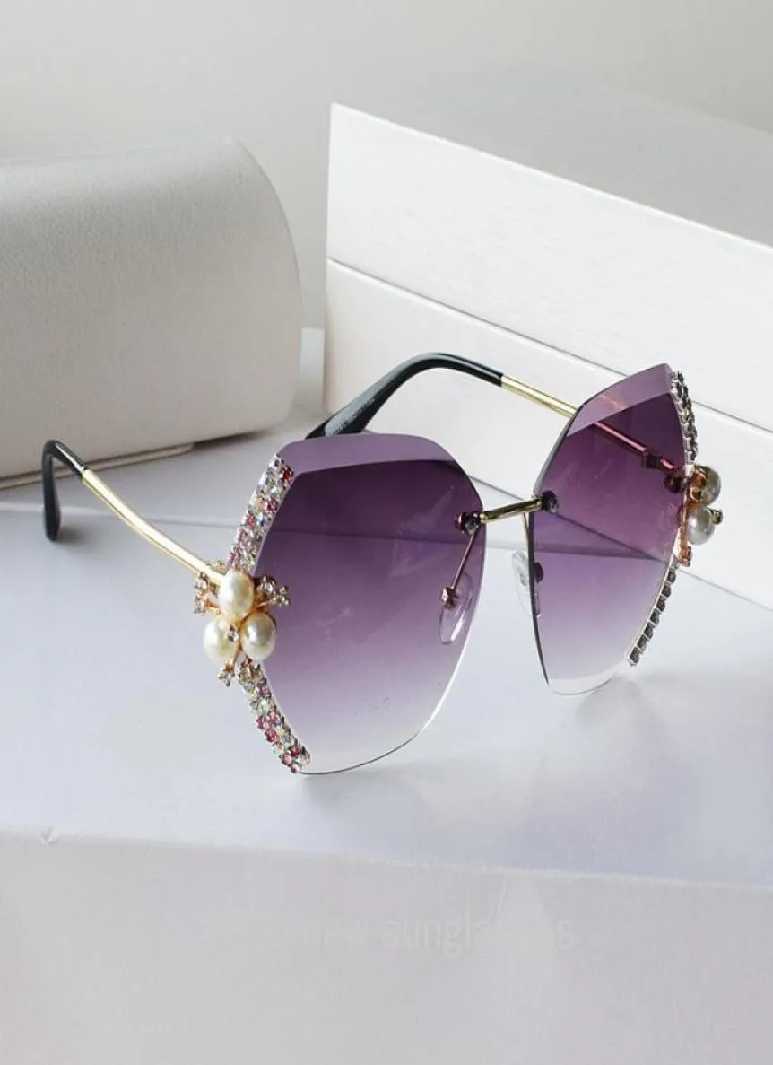 2020 New Luxury Cat Party Diamond Sunglasses Women Rhinestone Crystal