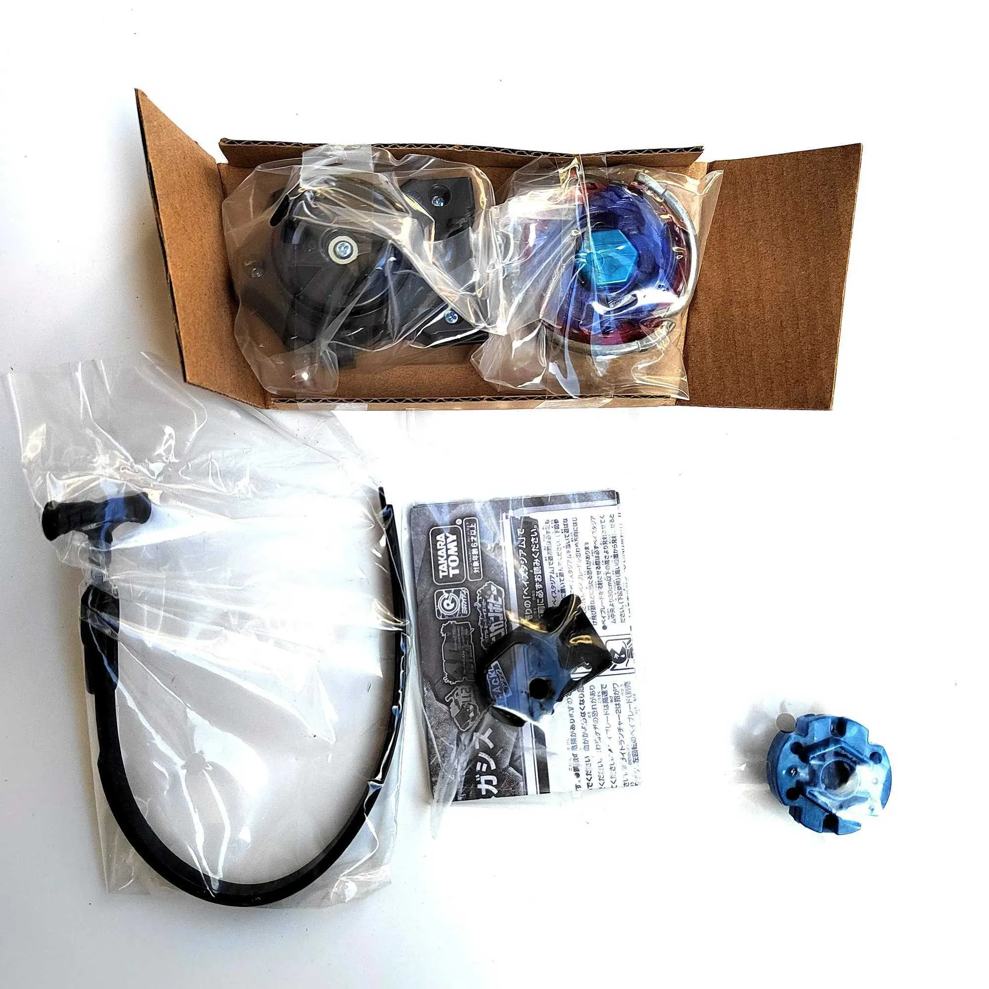 Beyblade Takara Tomy 4D Metal Fusion Top BB105 Big Bang Pegasis F:D 4D ...