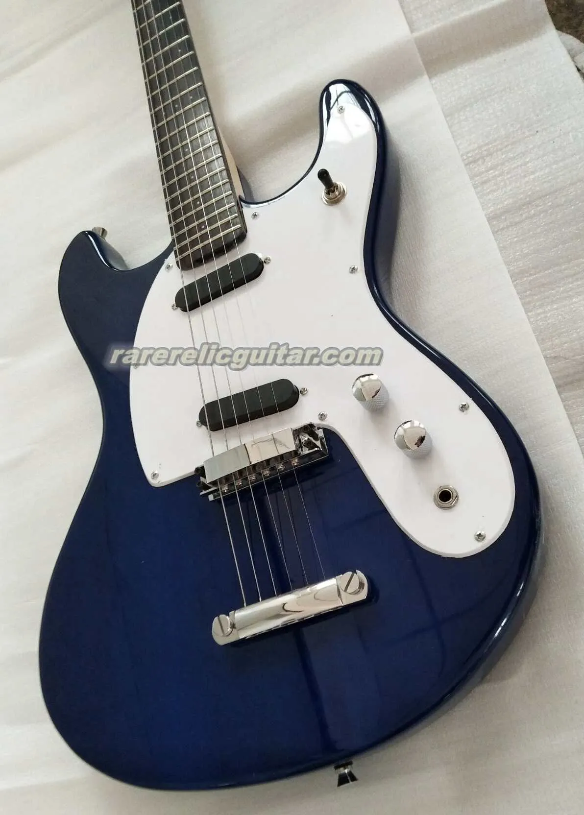 Johnny Ramone Mosrite Mark II Blue Blue Electric Guitar With Tune A ...