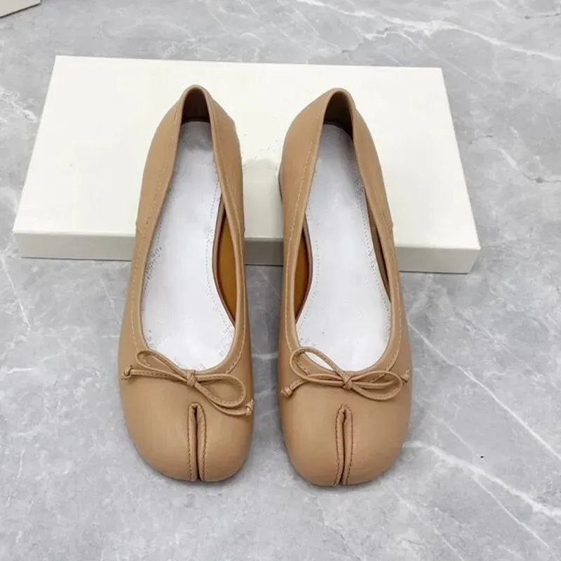 Spring And Summer Women's High Heel Split Toe Single Shoes In Medium ...