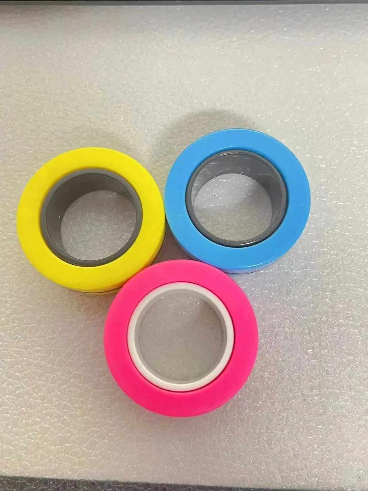 Magnetic Rings Spinner Fidget Toy Set for Anxiety Relief Therapy Finger ...