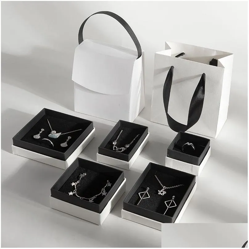 Paper Jewelry Boxes Elegant Packaging For Bracelets, Necklaces, Rings ...