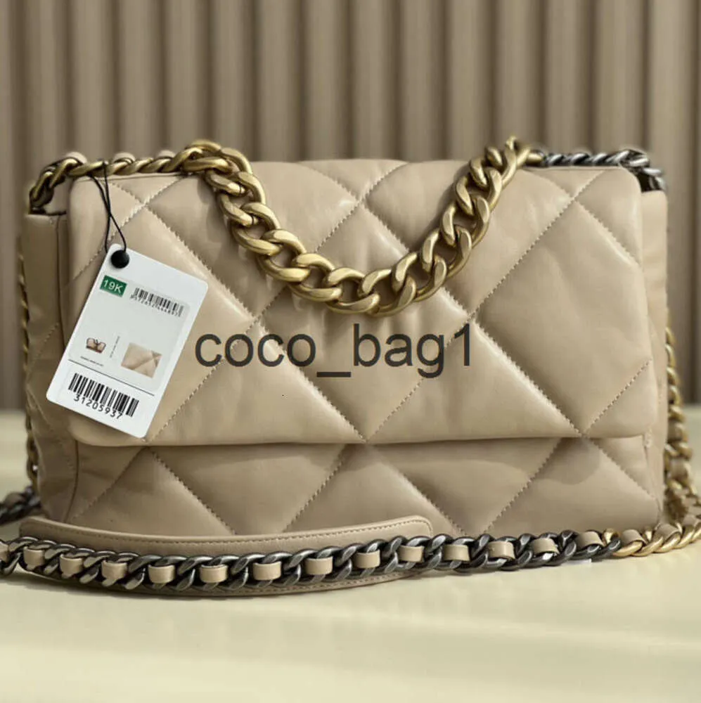 Designer Goat Skin Flap Chain Purse With Gold And Silver Stitching ...