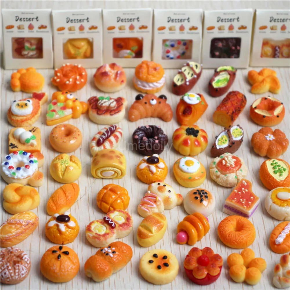 Miniature Food Toys: 1/6 Scale Dollhouse Hotdog Bread & Donuts Cute ...